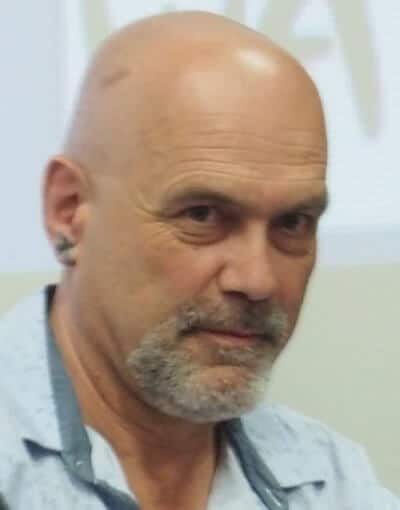 Portrait de Bazile – Comme des fous